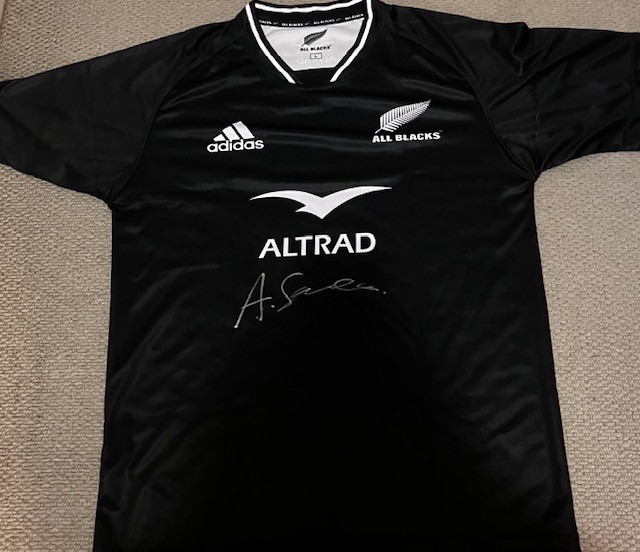 WORLD RUGBY PLAYER OF THE YEAR ARDIE SAVEA SIGNED JERSEY Auction (0012 ...