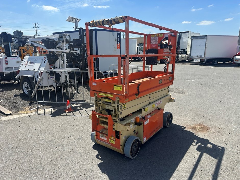 2015 JLG R6 Scissor Lift Auction (0004-3032838) | Grays Australia