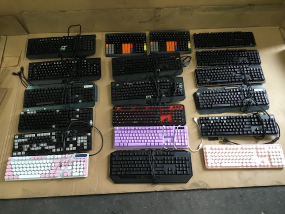 Mixed Brand and Model Electronic Keyboard Auction (0013-2565979 ...