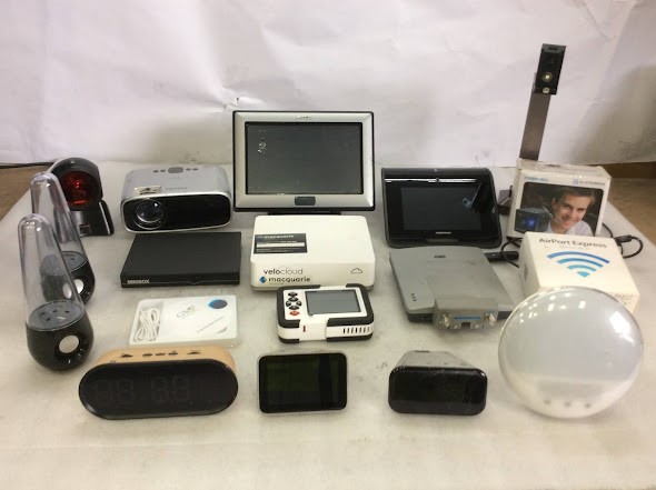 Crestron CCS-UC-1-AV Phone/VeloCloud Edge 5X0 Cloud Router/CISCO AIR ...