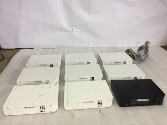 Nintendo Wii RVL-001 Console Black and White *9 Auction (0039-2566432 ...