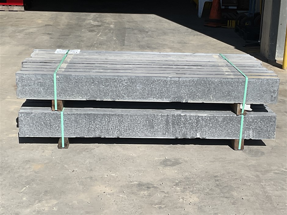20 x Timber Look Concrete Sleepers in 2 Bundles Auction (0647-7056729 ...