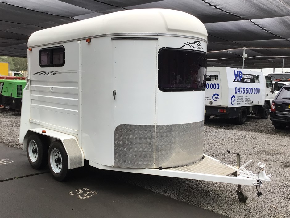 2012 Trailblazer 2AS Tandem Horse Float Trailer Auction (0001-5059613 ...