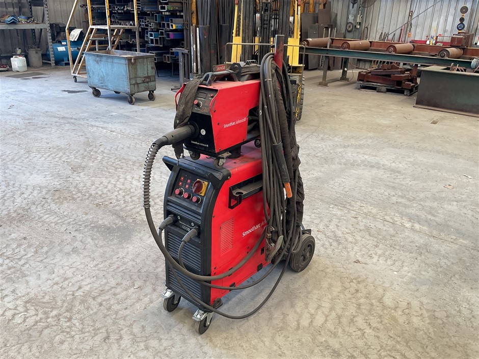 BOC Smooth ARC Advance II Mig Welder Auction (0025-3032775) | Grays ...