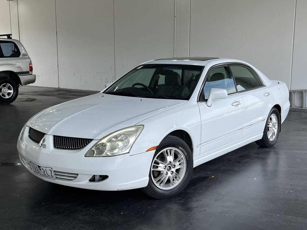 2003 Mitsubishi Verada Xi KL Automatic Sedan Auction (0001-21046641 ...