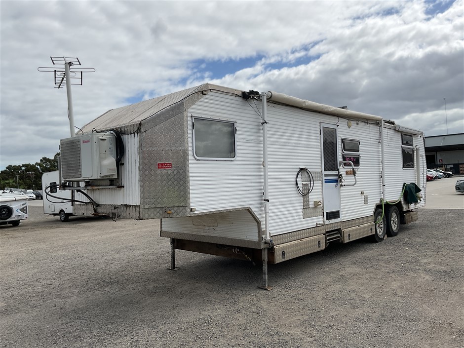 1995 Windsor 5th Wheel Caravan Auction (0001-21048090) | Grays Australia