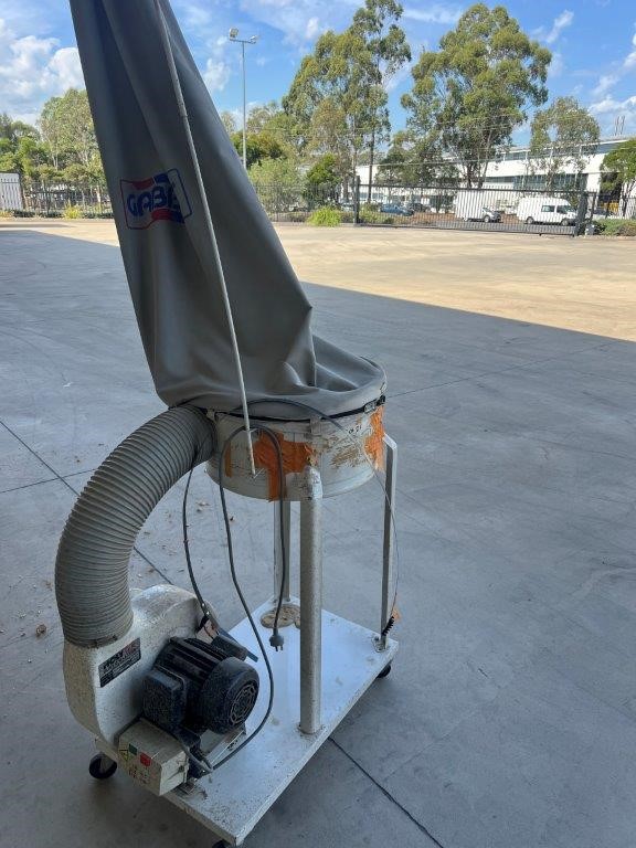 Portable Dust Extraction Unit Auction (0026-5059682) | Grays Australia