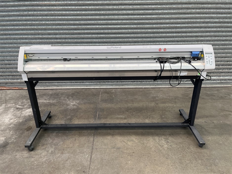 Roland CAMM-1 PRO Vinyl Cutter Auction (0019-5059729) | Grays Australia