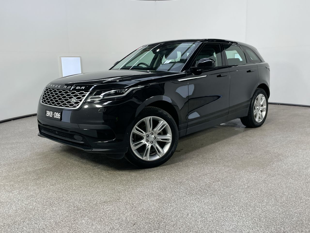 2019 Land Rover RANGE ROVER VELAR P250 SE L560 Automatic - 8 Speed ...