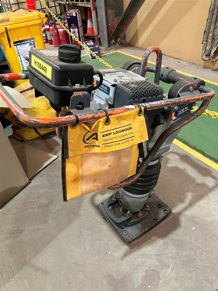 2017 Atlas Copco LT800 Vertical Rammer - 84kg - Diesel (Whyalla ...