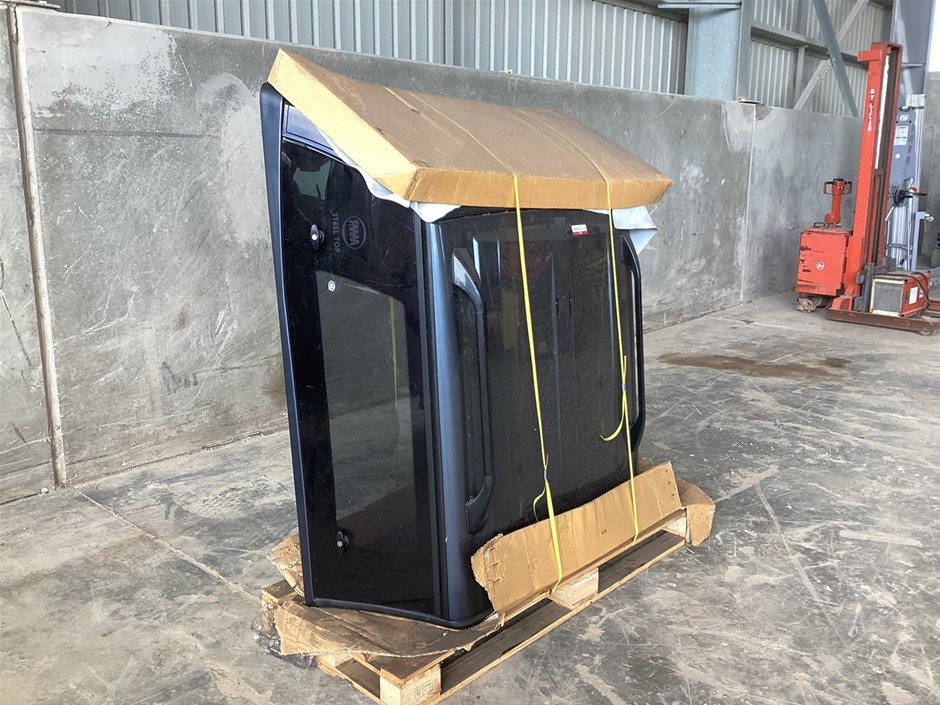 Maxliner SMM Steel Top Canopy Auction (0124-7057484) | Grays Australia