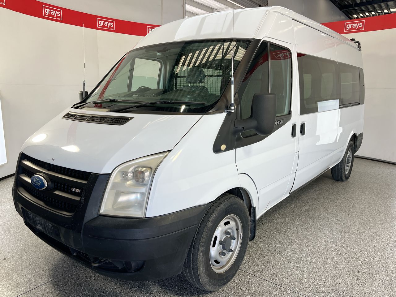 Ford Transit 12 SEAT VM Turbo Diesel Manual Bus Auction (0001-50711750 ...