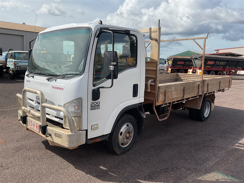 2011 Isuzu NPR 4 x 2 Tray Body Truck Auction (0005-8021025) | Grays Australia
