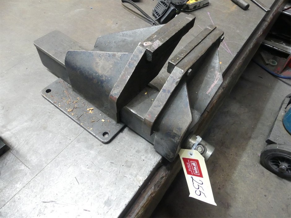 Engineers Vice (Off-Set) Auction (0255-5059665) | Grays Australia