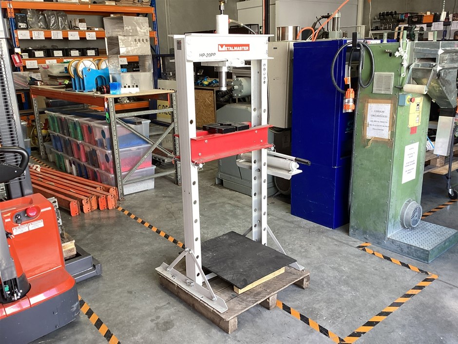 METALMASTER Hydraulic Press Auction (0009-3033341) | Grays Australia