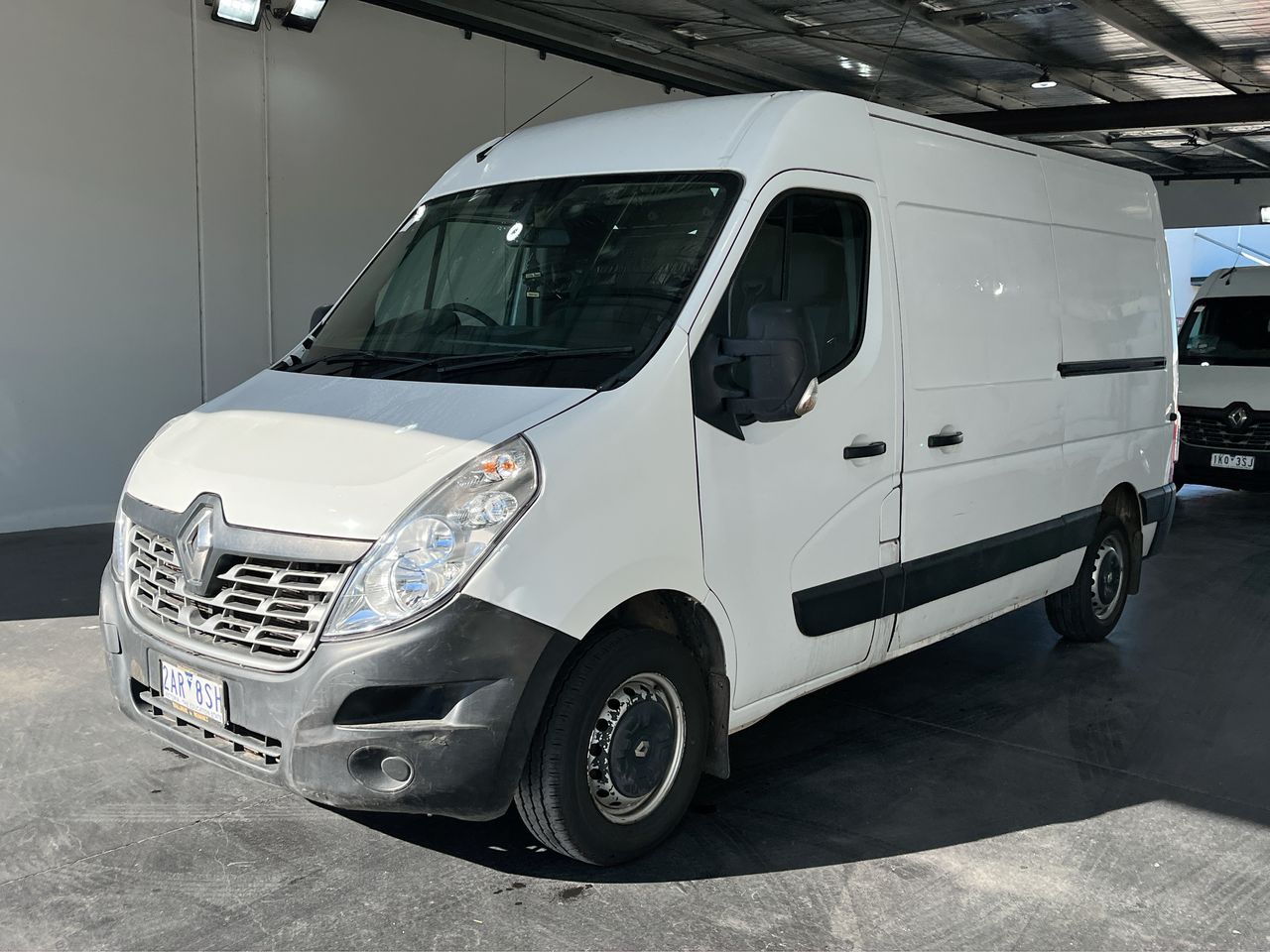 2018 Renault Master MWB MID ROOF Turbo Diesel Automatic Van Auction ...
