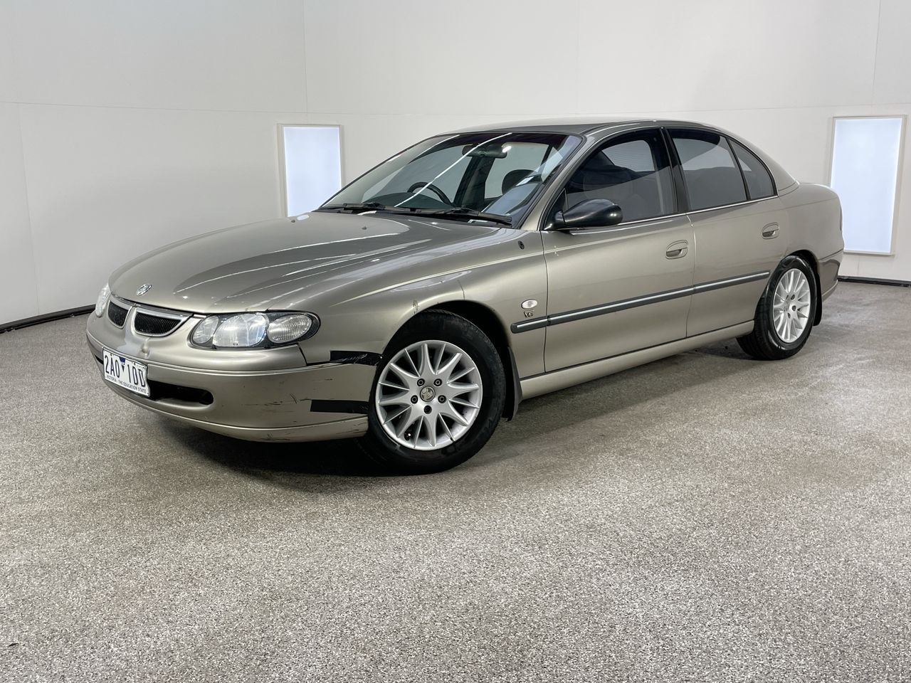 1998 Holden Commodore Berlina VT Automatic Sedan Auction (0001-21048824 ...