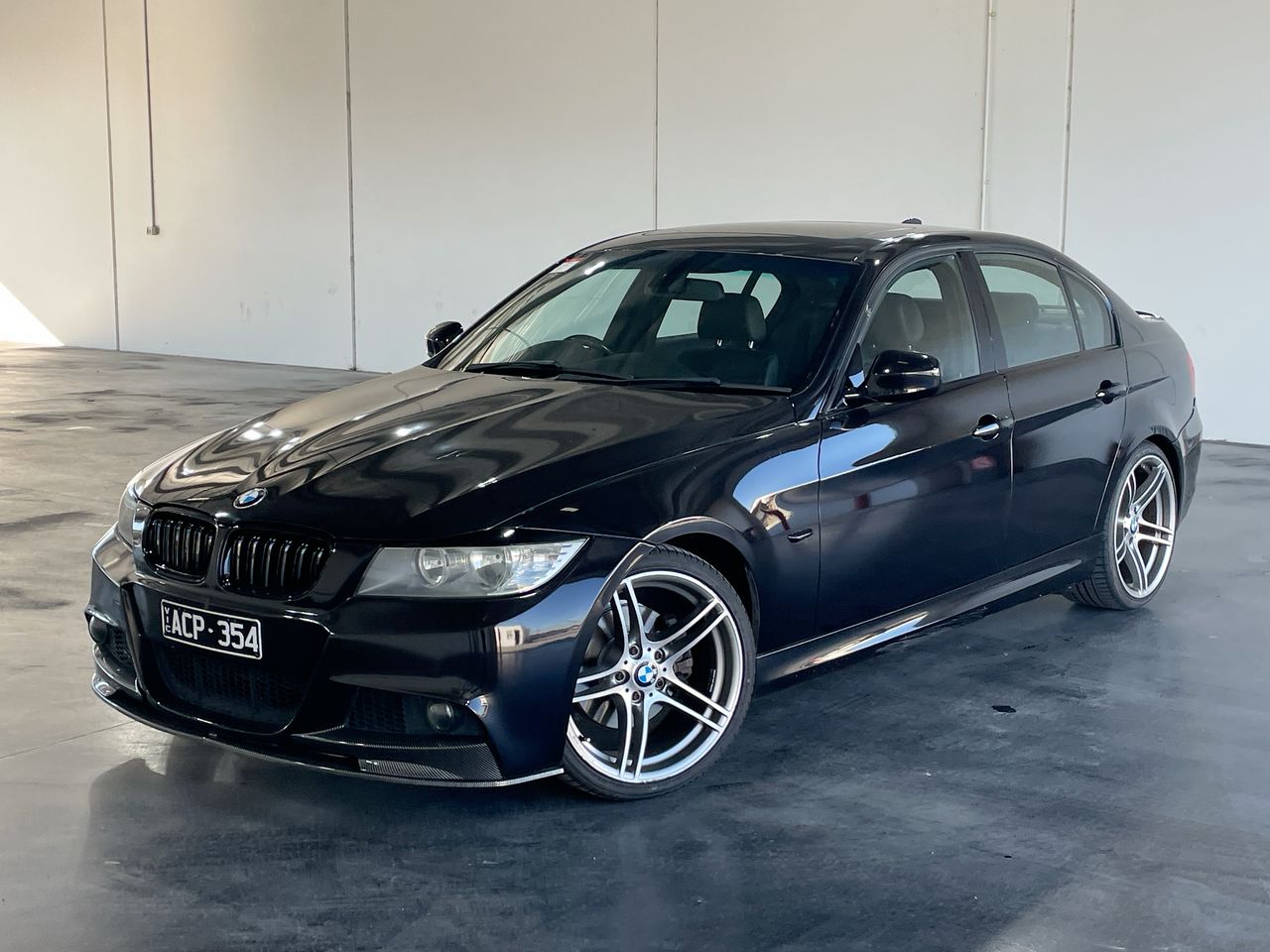 2009 BMW 3 Series 323i E90 Automatic Sedan Auction (0001-21048933 ...