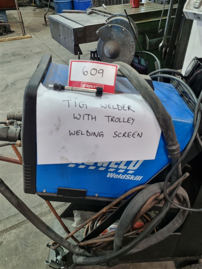 Cigweld Tig Welder With Welding Screen Auction (0609-8020399) | Grays ...