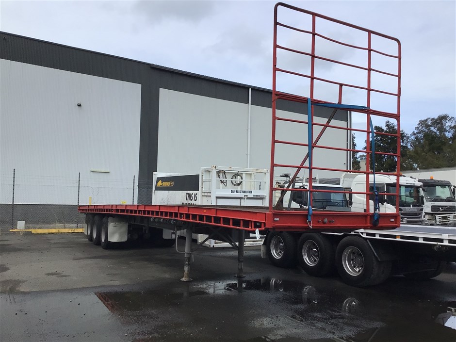 1981 Freighter Trailers 253 .00110 Triaxle Flat Top Trailer