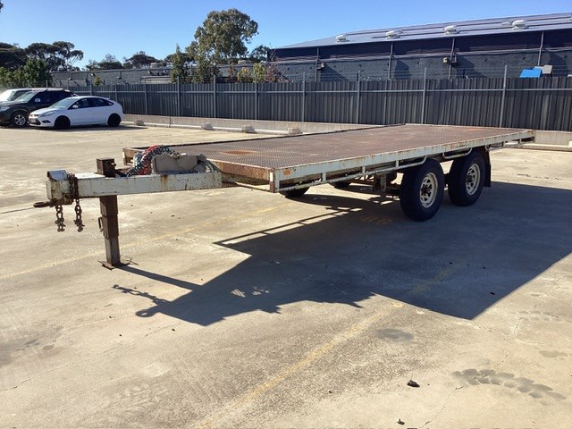 2011 Commander Manufacturing Flat Top Tandem Flat Top Trailer Auction ...