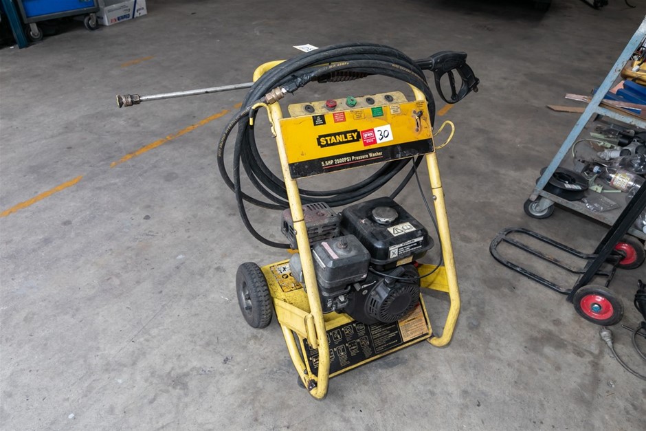 Stanley Mobile Petrol Pressure Water Washer Auction (0030-5059848 ...