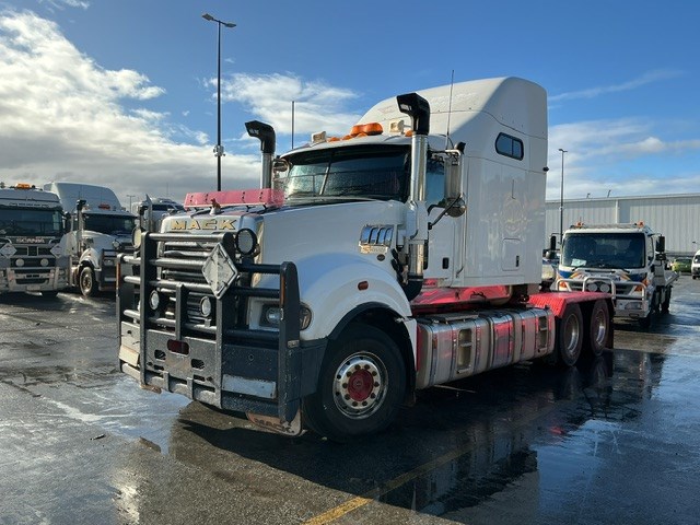 2018 Mack CLXT 6x4 6 x 4 Prime Mover Truck Auction (0002-9058955 ...