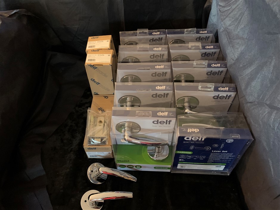 New in Packaging Delf Passage and Privacy Lever Sets Auction (0035 ...