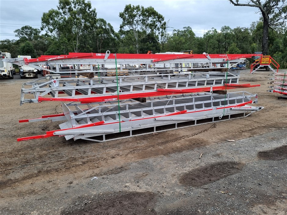 SAFE SMART Adjusta Stairs Alloy Access Stairs System Auction (0304 ...