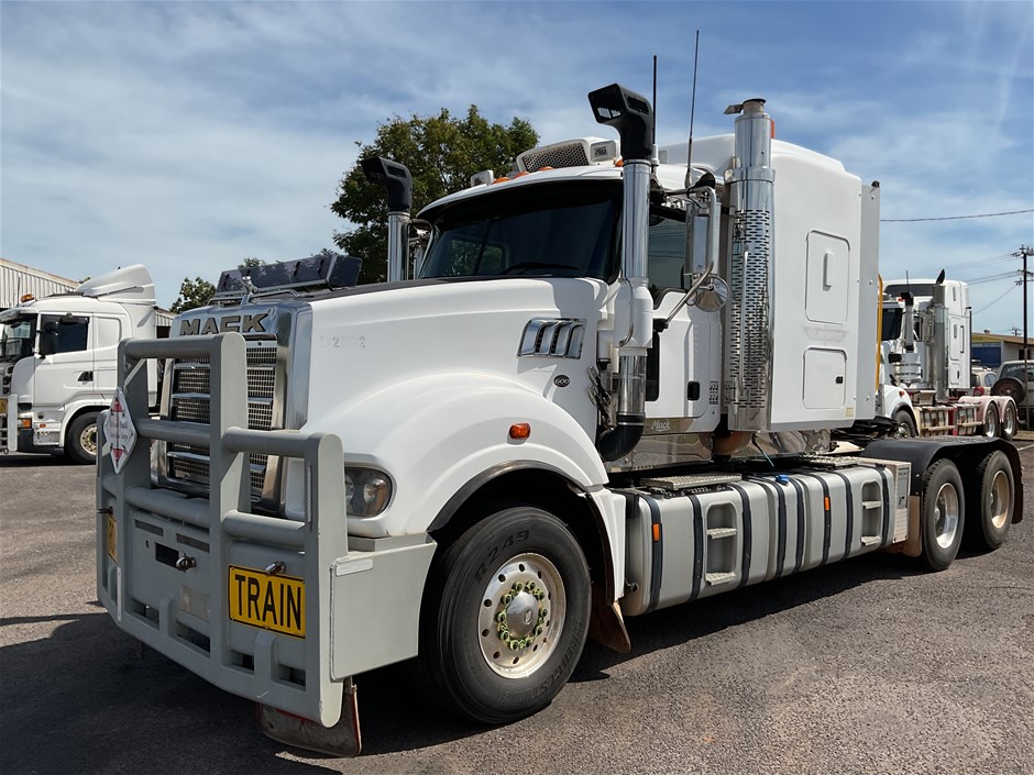 2014 Mack Titan CXXT 6 x 4 Prime Mover Truck Auction (0004-8020254 ...