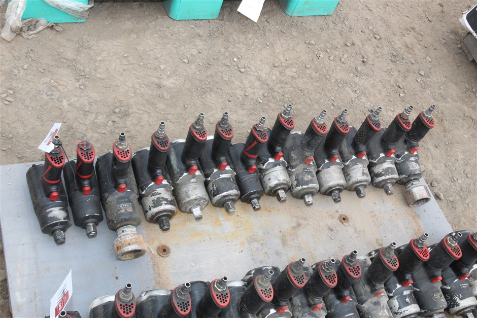 M7 Pneumatic 3/4" Rattle Guns Auction (0442-5060037) | Grays Australia