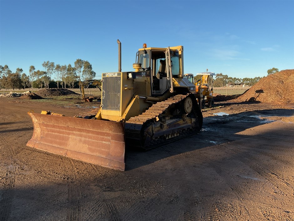 CATERPILLAR D6M LGP Crawler Dozer Auction (0001-3033864) | Grays Australia