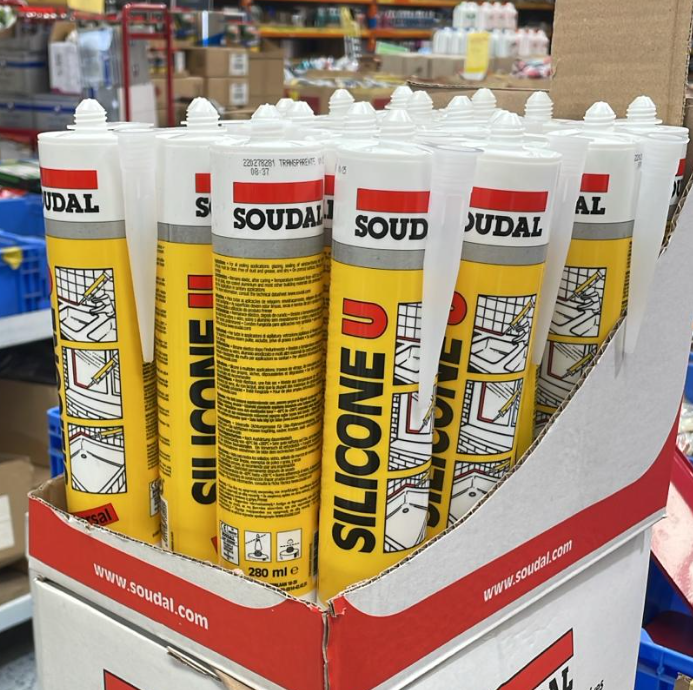 Soudal White Silicone - Box Of 24 Cartridges Auction (0094-2570038 ...