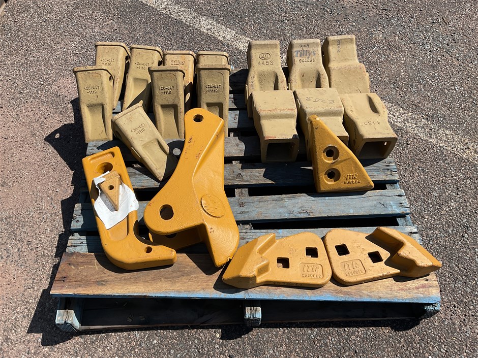 Earthmoving Parts Auction (0049-8020616) | Grays Australia
