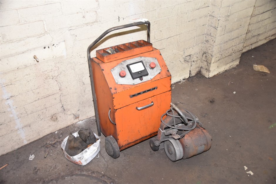 Reflex Mobile Wheel Balancer Auction (0049-5059989) | Grays Australia