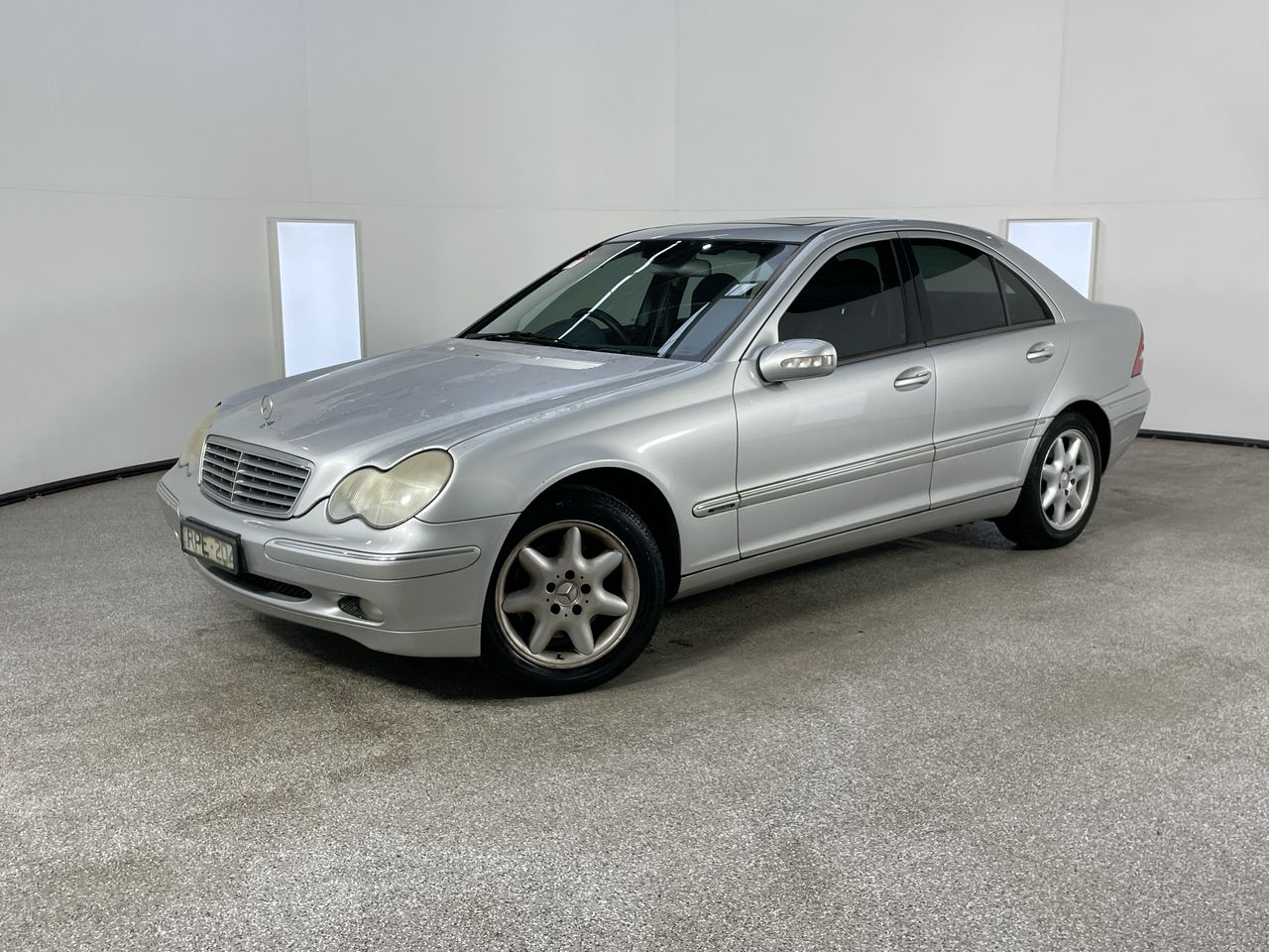 2002 Mercedes Benz C320 Elegance W203 Automatic Sedan Auction (0001 ...