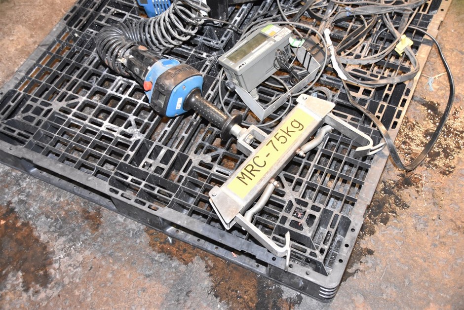 GORBEL G-FORCE Intelligent Lifting Device, With Frame Auction (0046 ...