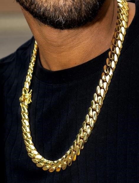 18k Yellow Gold Filled Cuban Chain stamped(18K)-60cm Auction (0008 ...