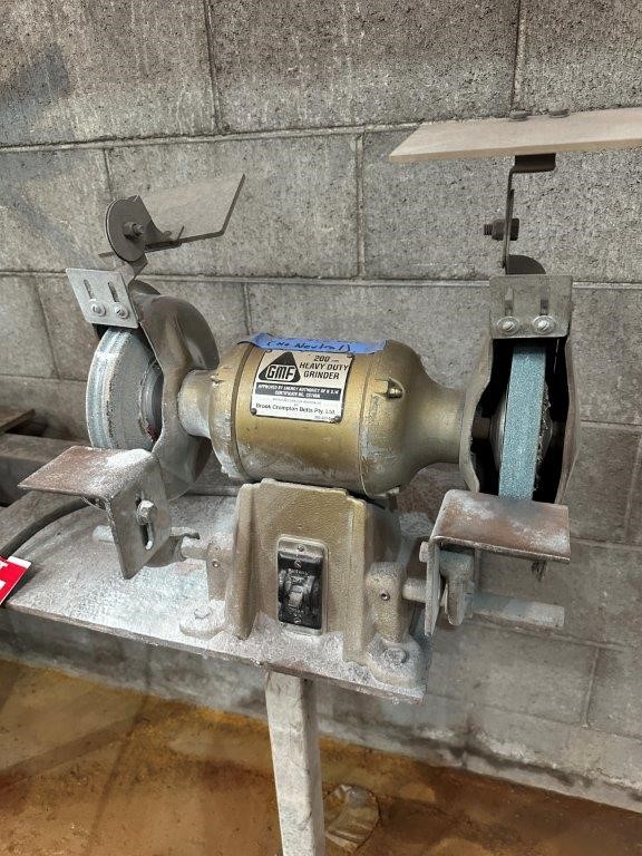GMF 200mm Tradesman double ended grinder Auction (0066-5060230) | Grays ...