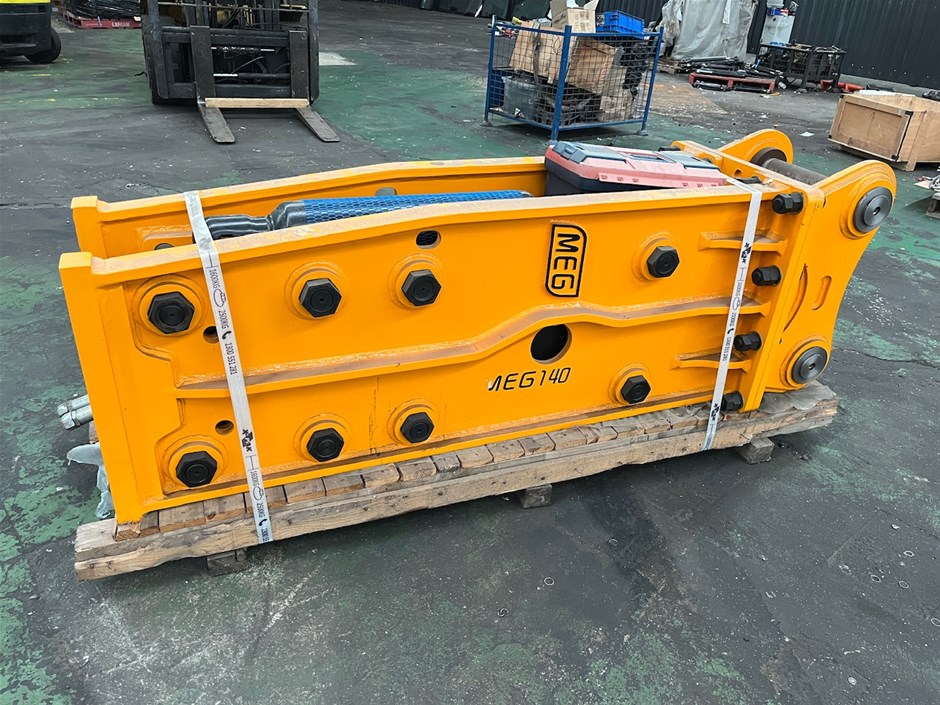 Megacryst MEG 140 Hammer Auction (0037-3033983) | Grays Australia