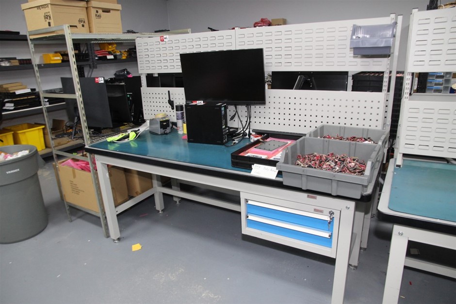 STORMAX Technician Work Table with Antic-Static Mat Auction (0042 ...