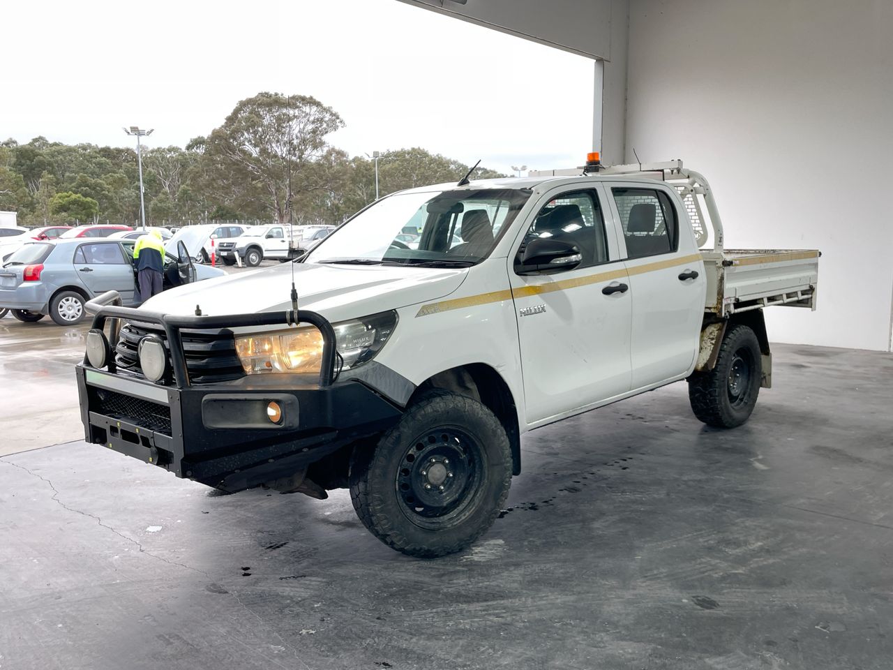 Toyota Hilux Workmate (4x4) GUN125R Turbo Diesel Manual Dual Cab ...