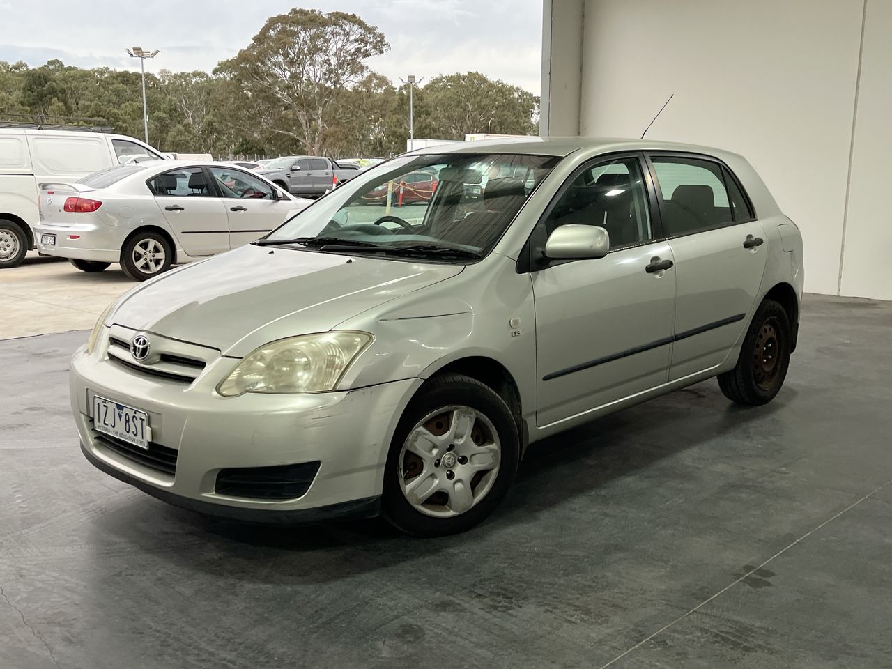 2004 Toyota Corolla Ascent Seca ZZE123R Automatic Hatchback Auction ...