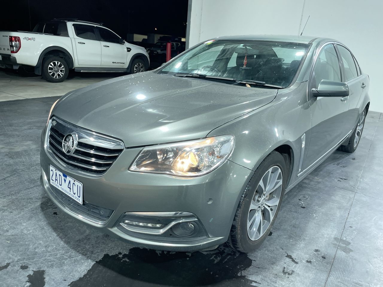 2015 Holden Calais VF Automatic Sedan Auction (0001-21052928) | Grays ...
