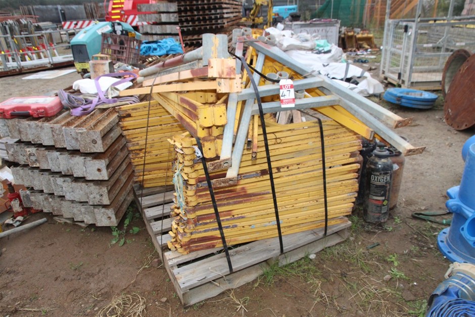 A Frame Drum Reels Frames Auction (0047-5060312) | Grays Australia