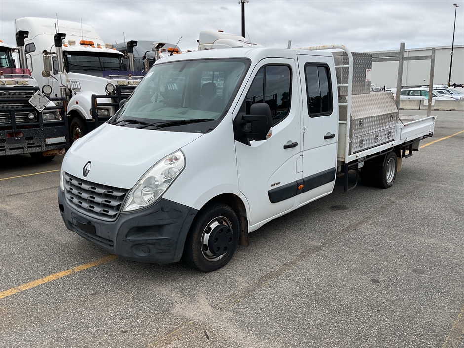 2013 Renault Master LWB T/D Auto 7 Seats Cab Chassis(WOVR-REPAIRABLE ...