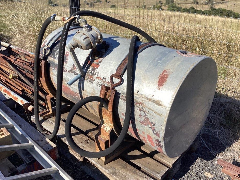 Alloy Fuel Tank Auction (0012-7058984) | Grays Australia