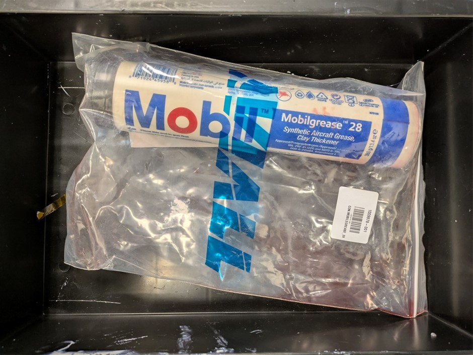 Mobilgrease-28 Synthetic Aircraft Grease Auction (0360-5060783) | Grays ...