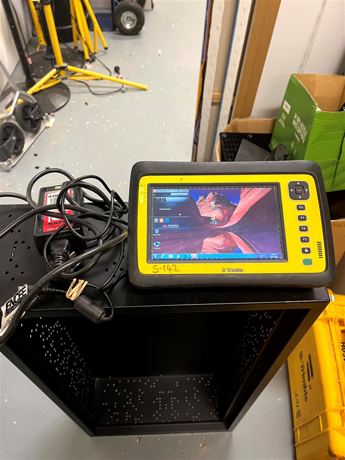 Trimble Site Tablet with SCS900 Auction (0020-9062642) | Grays Australia