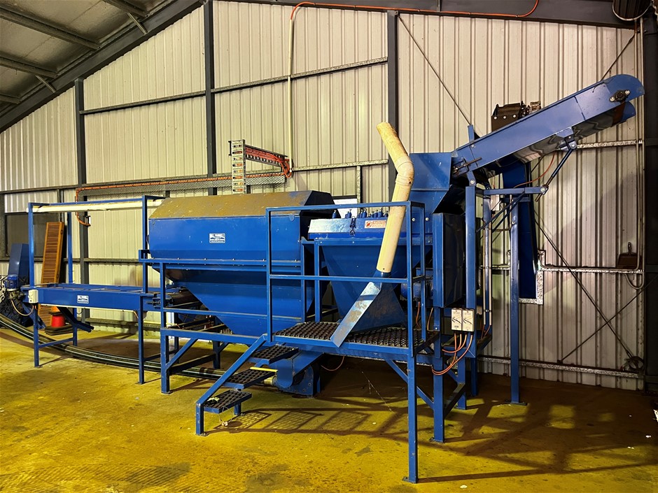 Lismore Engineering 4 Head Macadamia NutDehusking Plant w/ storage ...